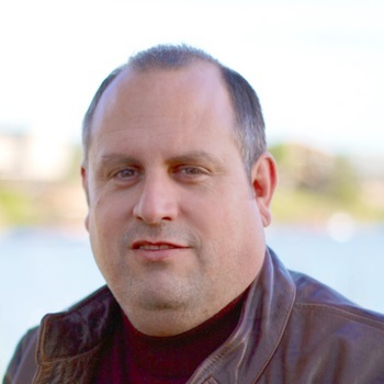 182 - He programmed his way to success: Tom interviews Troy Broussard ...